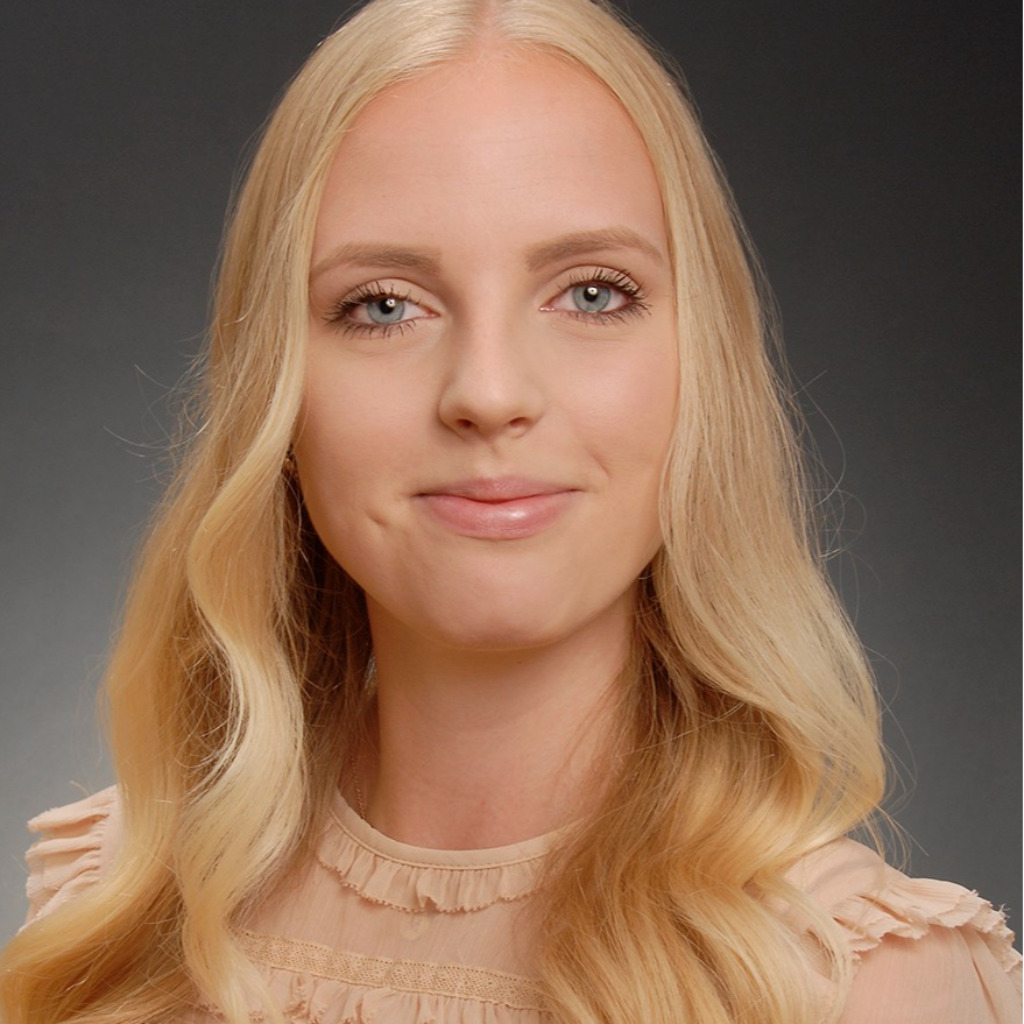 Annika Meisel - Komparsin - UFA Serial Drama | XING