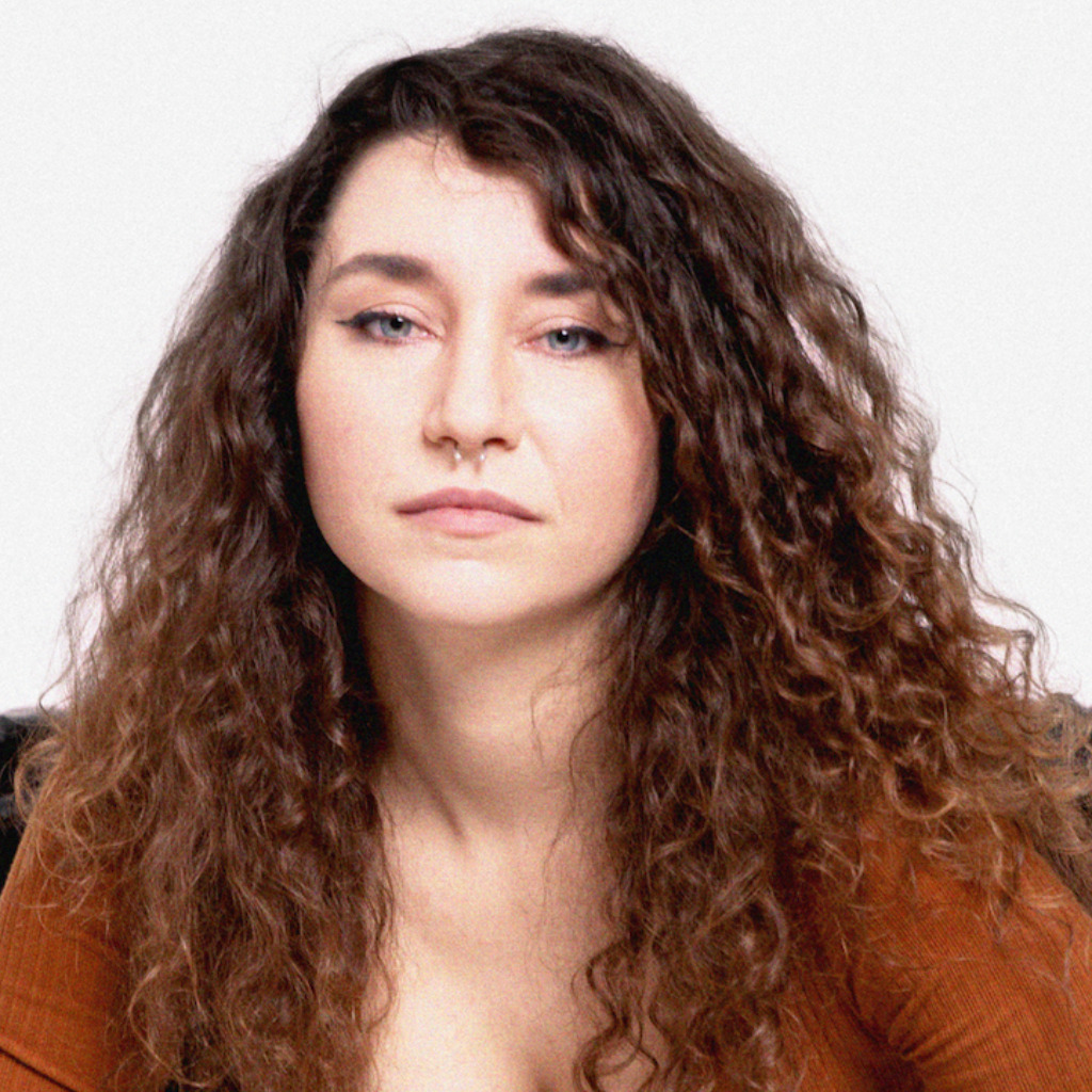 Lisa Jureczko - Dozentin & Fotografin - BEAST Beauty Academy Stuttgart ...