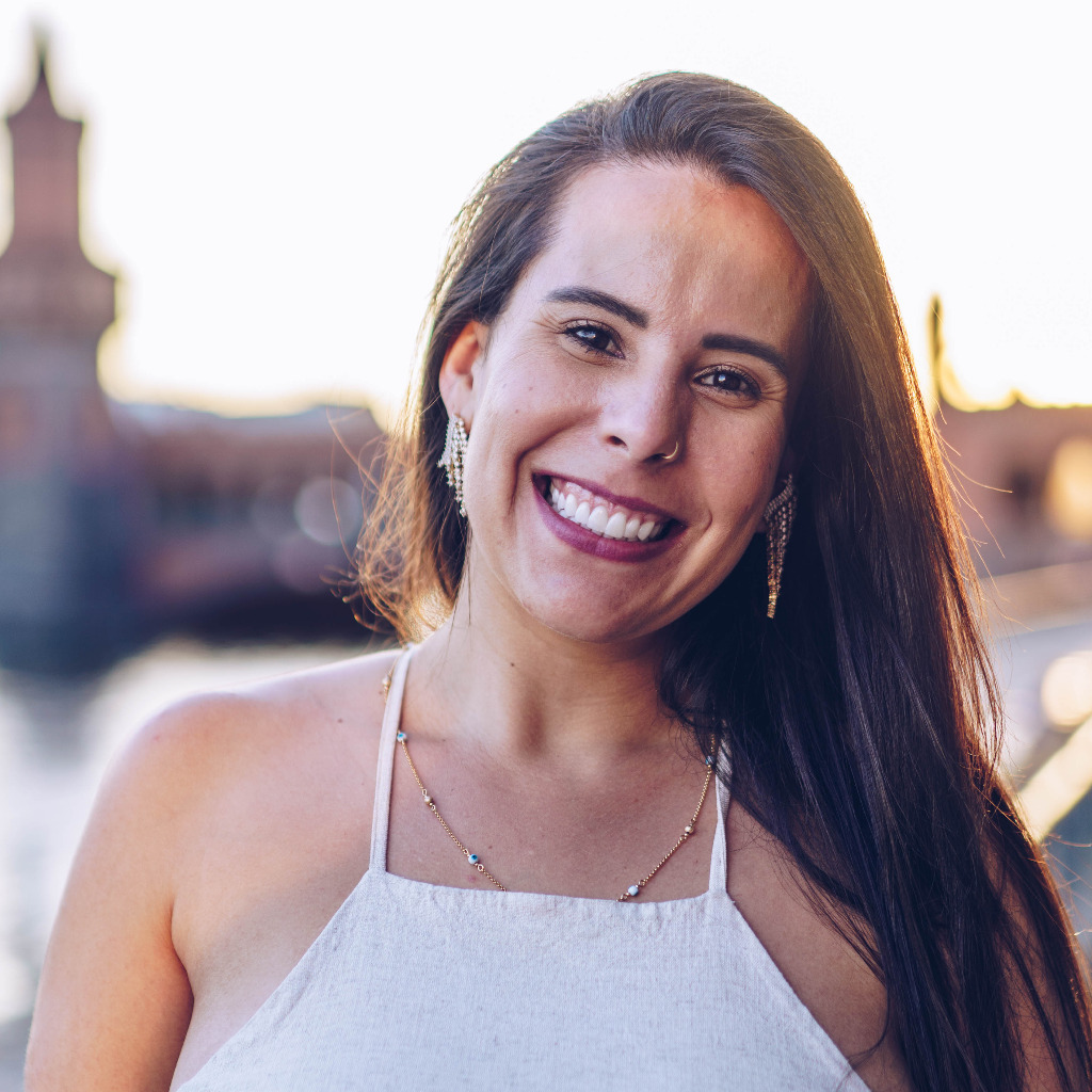 Jennifer Potesta's Instagram, Twitter & Facebook on IDCrawl