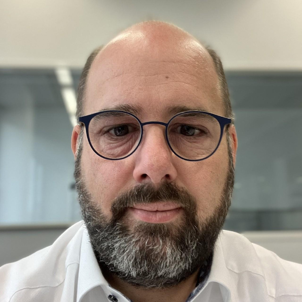 Thomas Flender - Head of Customer Project Management Valve Train ...