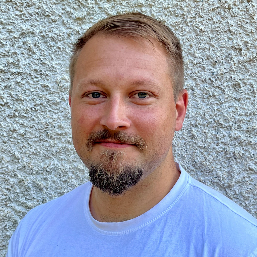 Georg Thomas - Rettungssanitäter - Deutsches Rotes Kreuz Kreisverband ...