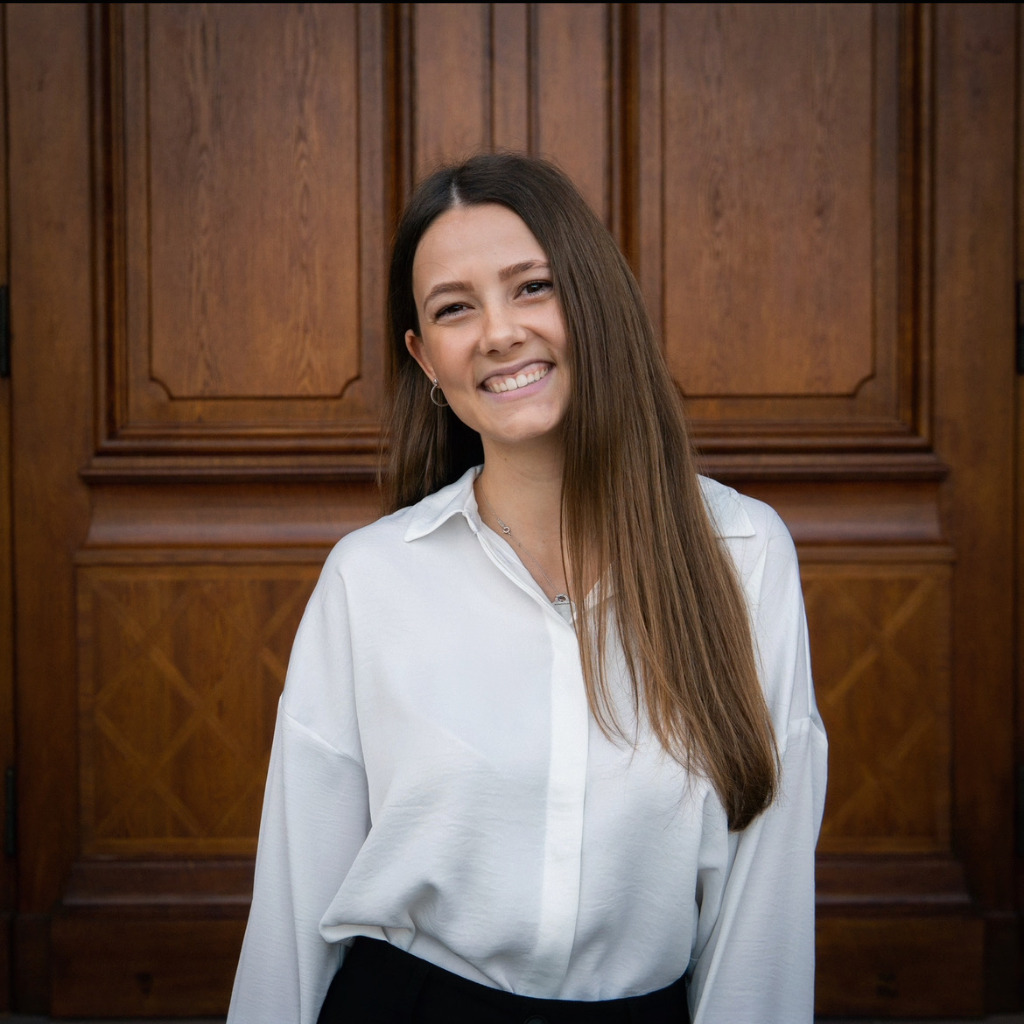 Yara Halter - Werkstudentin Marketing/Events - URANO ...