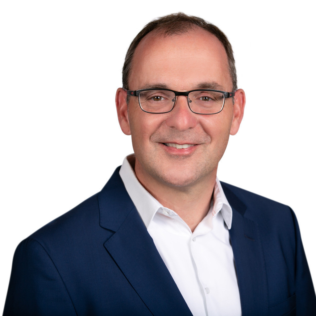 Dipl.-Ing. Lars Arend - Sales Director Northern Europe - Hewlett ...