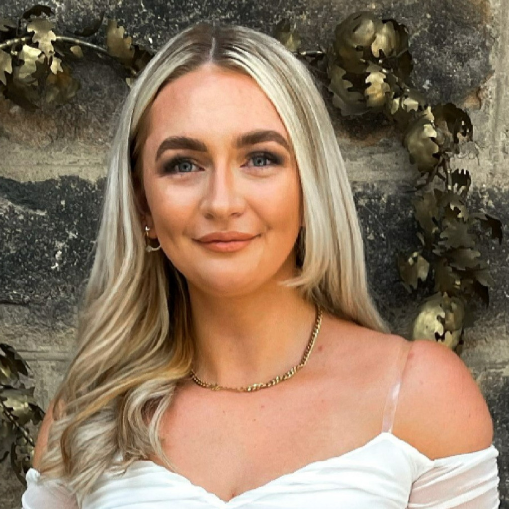 Hanna Poole's Instagram, Twitter & Facebook on IDCrawl