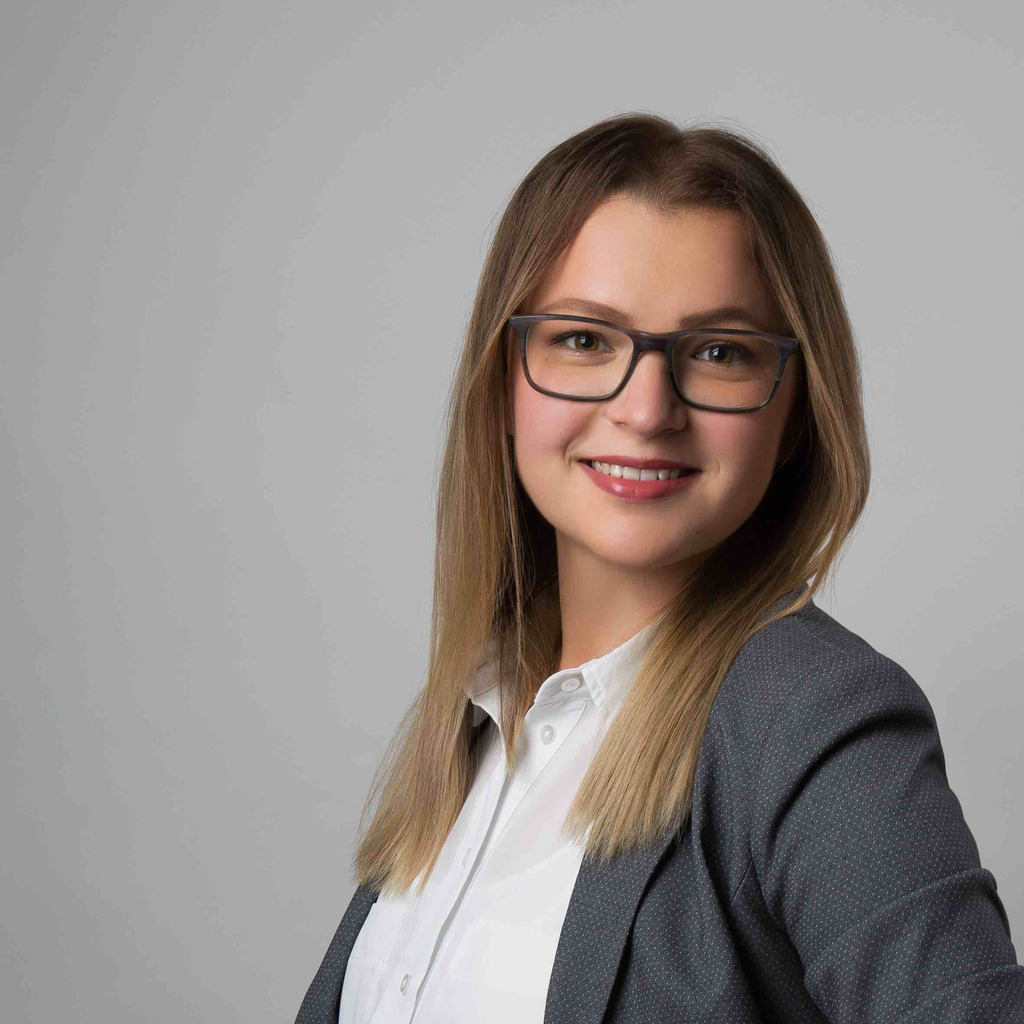 Irina Shchukina - Personalsachbearbeiterin - Fuchs Gruppe | XING