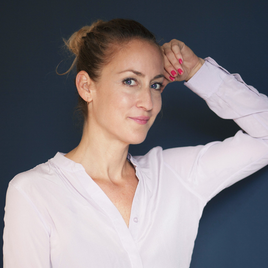 JULIA ALTHOFF - Head of MESH Collective @ We Are Era - we are era GmbH ...