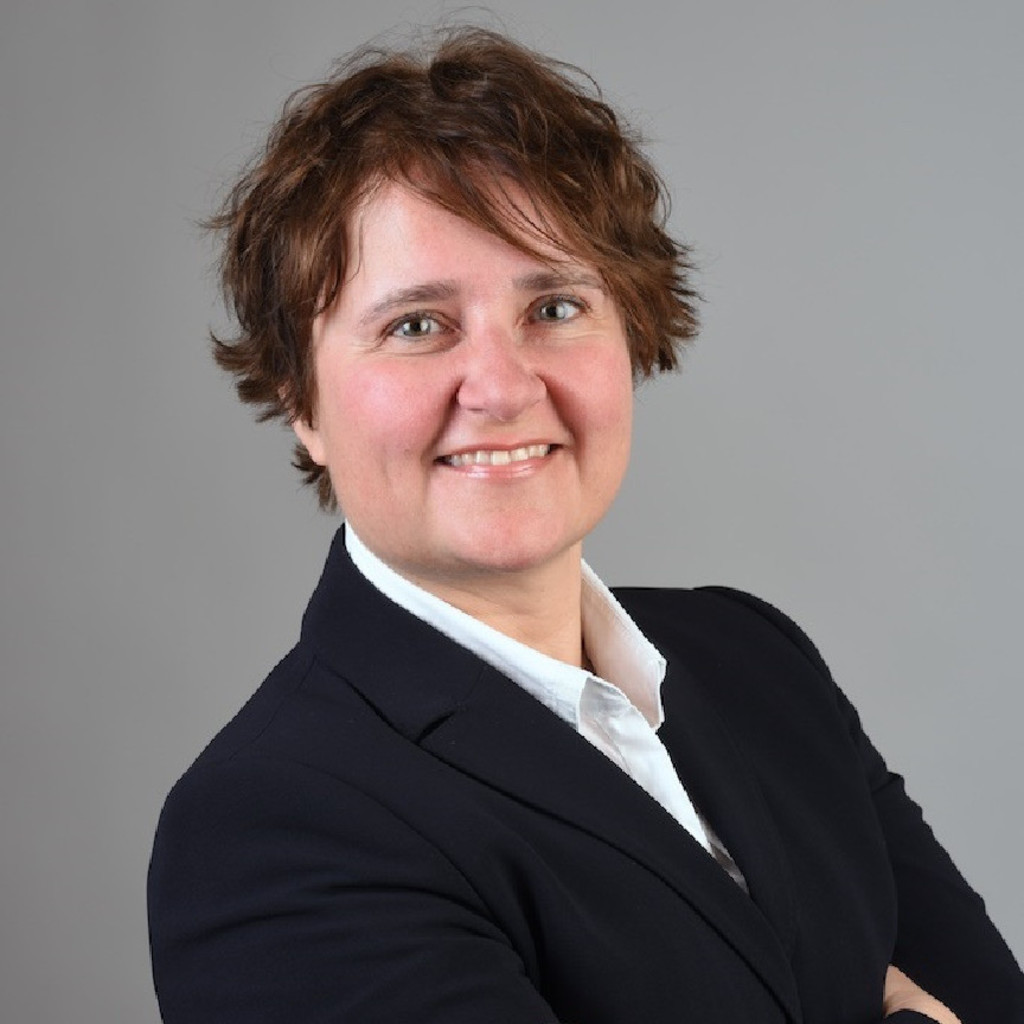 Cindy Stieger - Management Advisor Finance and HR - Ministry of ...