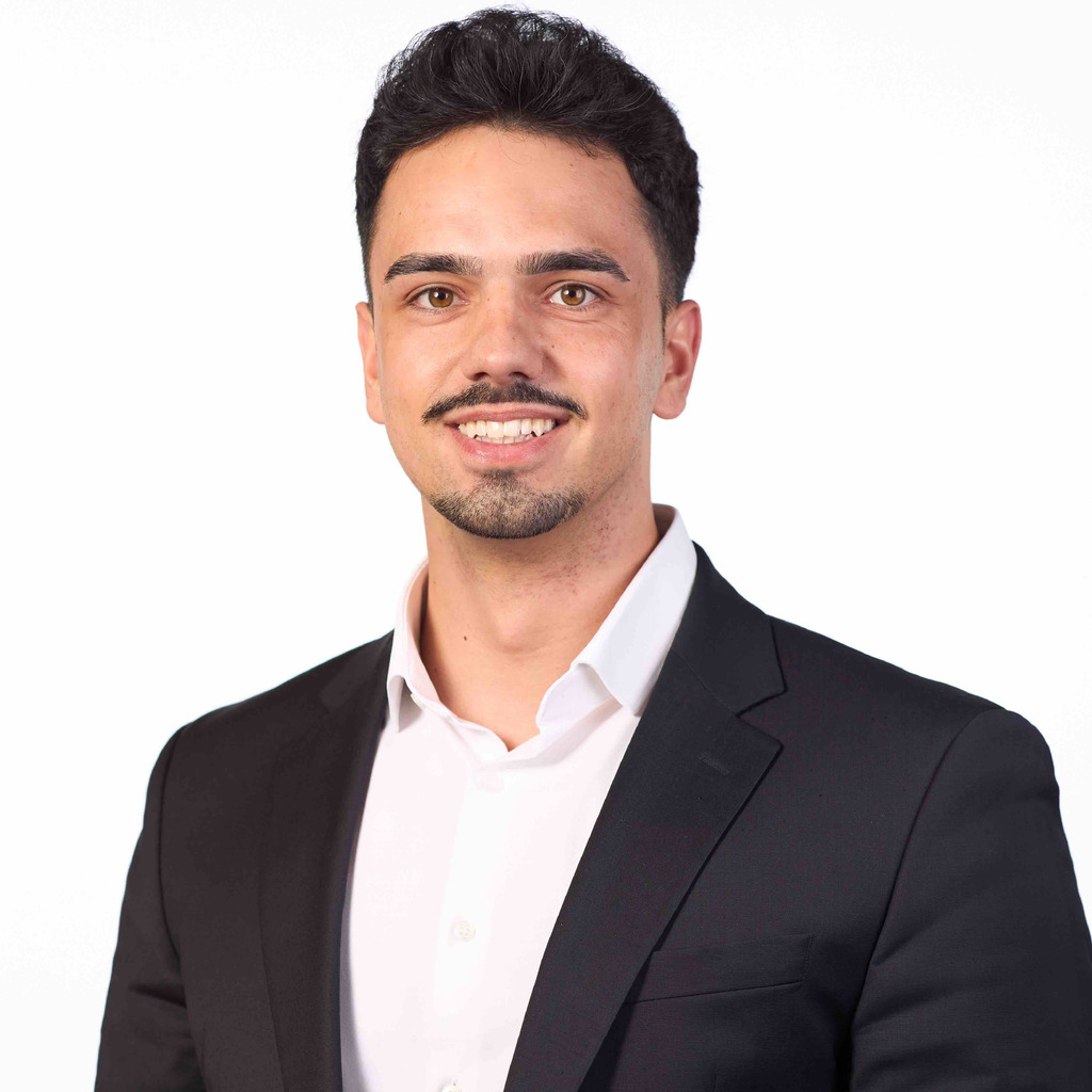 Daniel Buchholzer - Automobilkaufmann - BMW AG Niederlassung München | XING