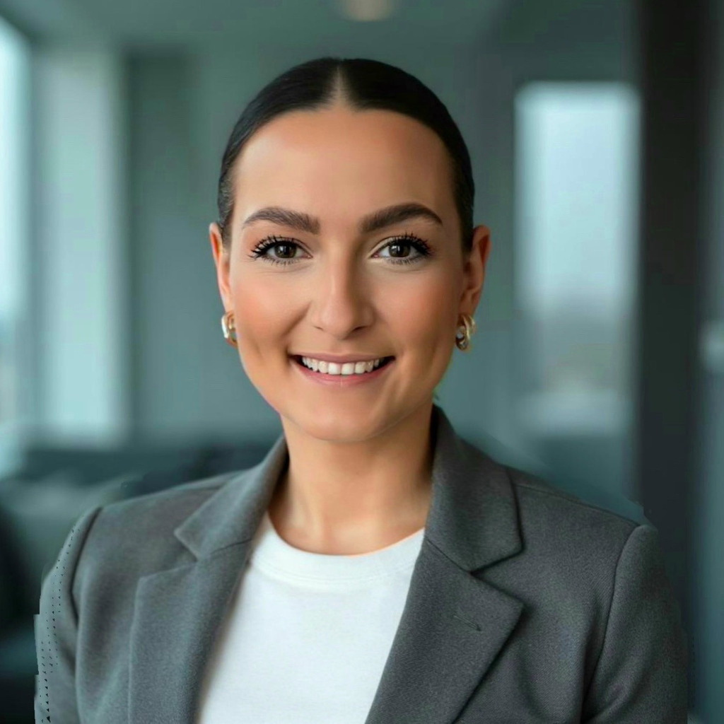 Michelle Neese - Shop-Verantwortliche - EWE VERTRIEB GmbH | XING