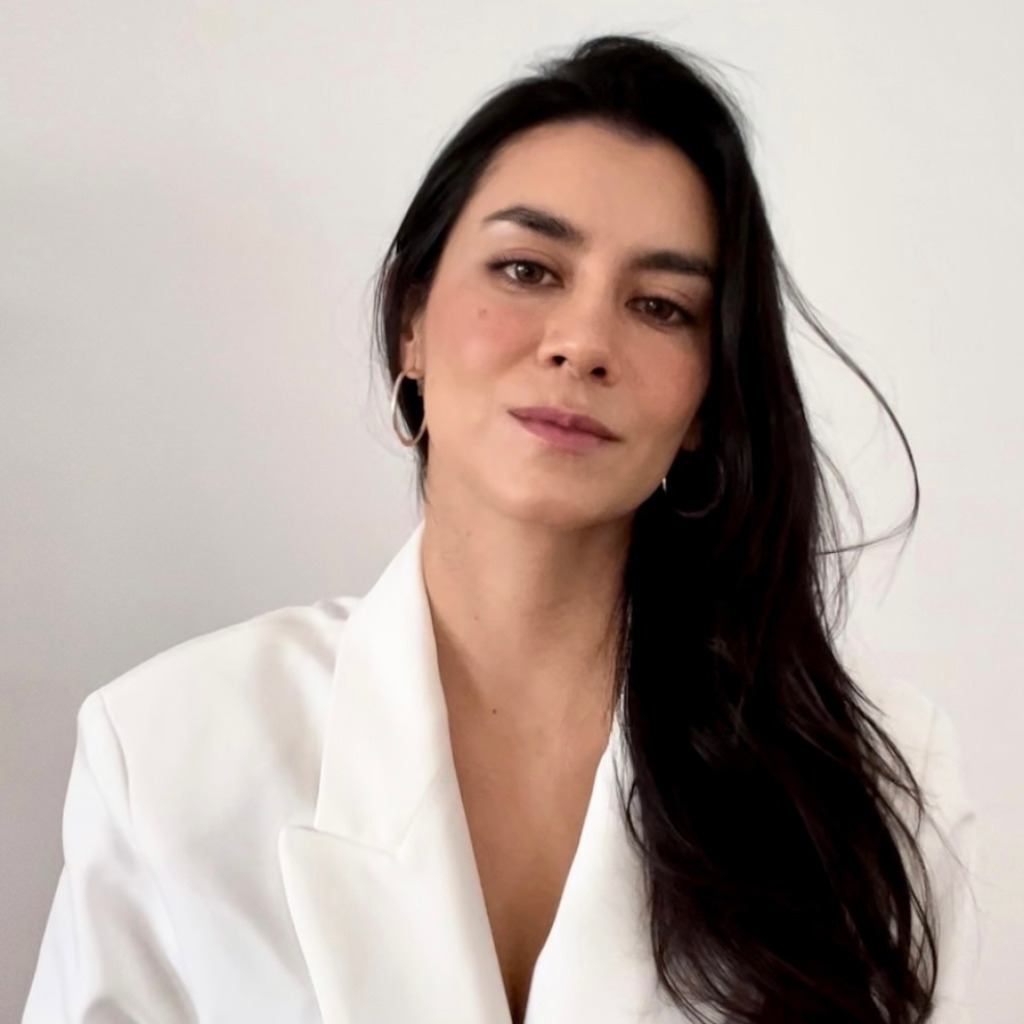 Camila Florez - Brand Strategist | UX/UI Designer - Christ Juweliere und Uhrmacher seit 1863 ...