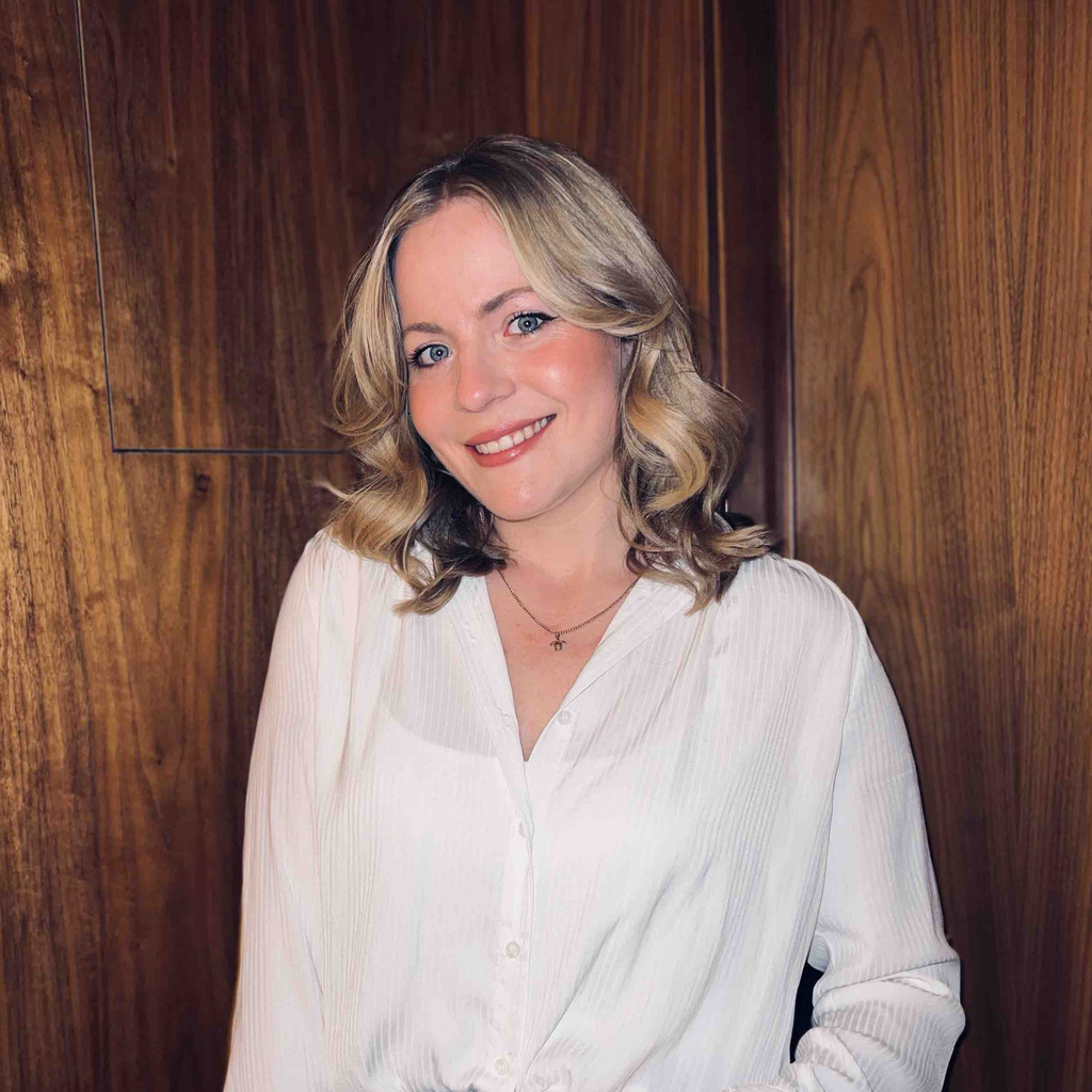 Lisa-Marie Scheffler - Assistant Front Office Manager - IntercityHotel ...