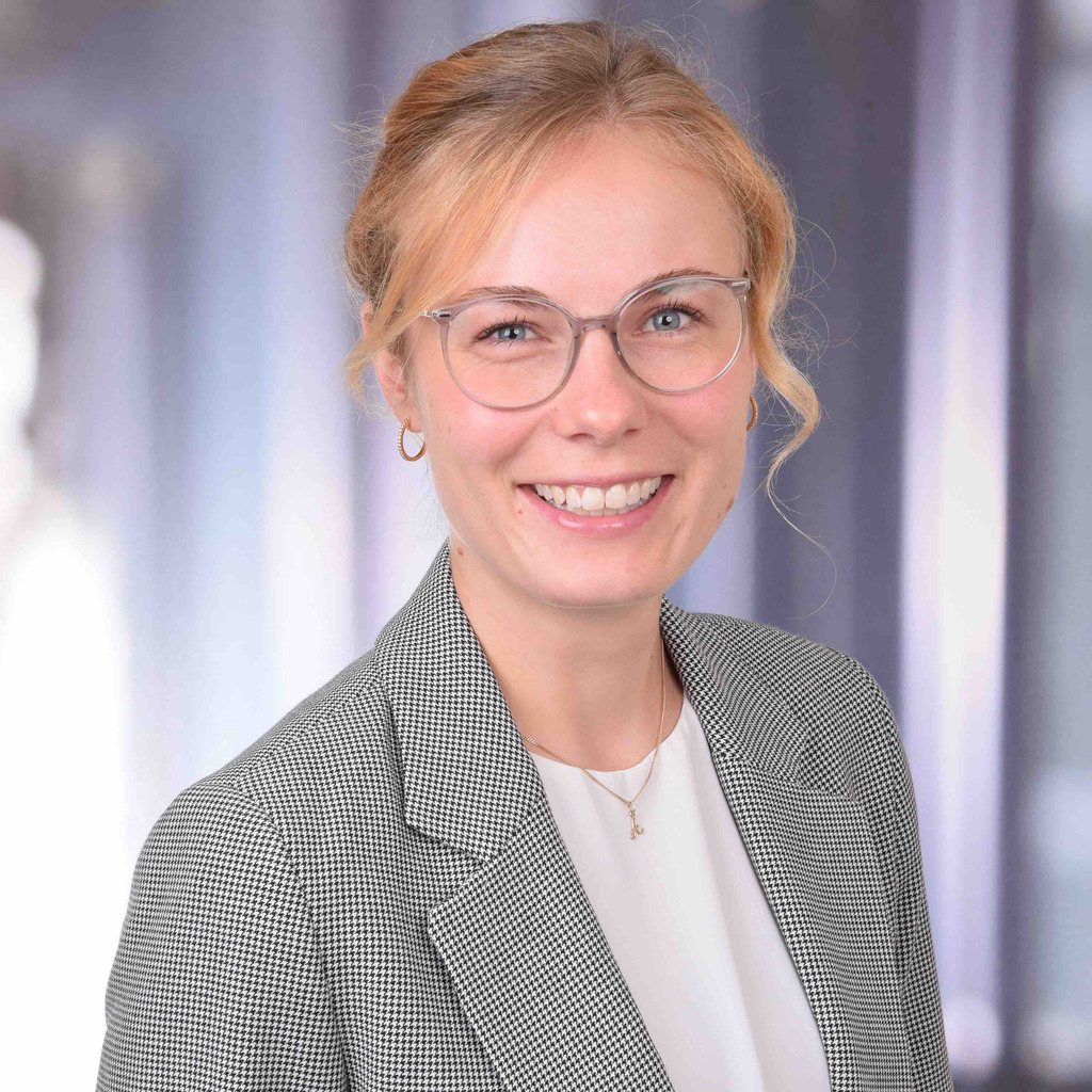 Anne Schulz - Trainee - Assistentin der Einrichtungsleitung - CAB ...
