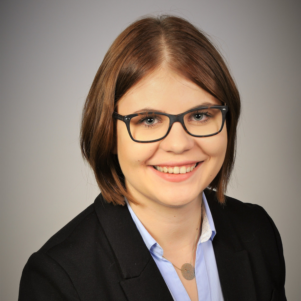 Julia Feiler - Social Media Managerin - LässingMüller Werbeagentur | XING