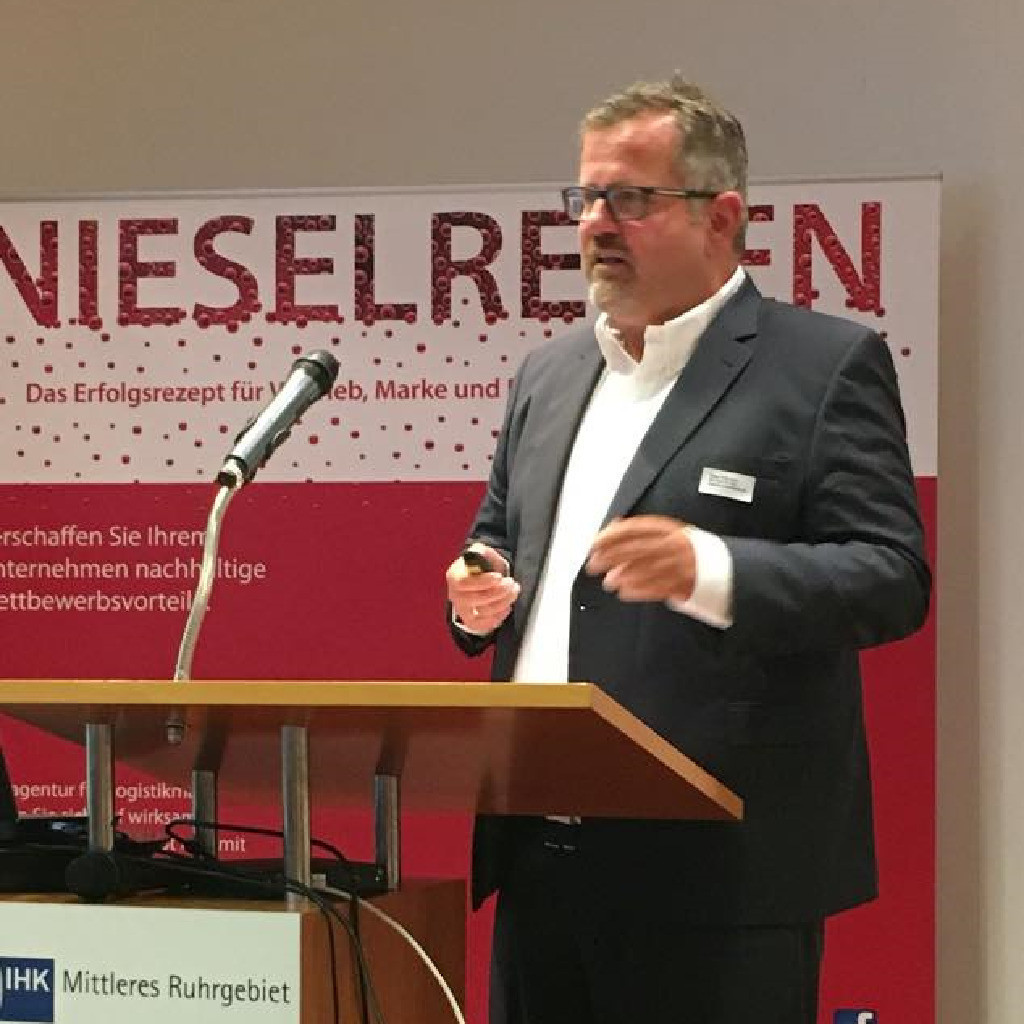 Kothmann aus Essen in der Personensuche von Das Telefonbuch