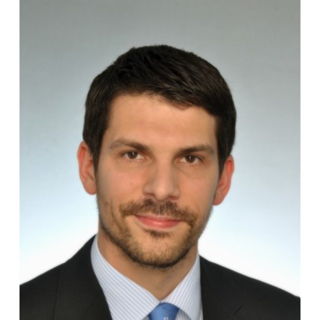 Jonathan Wirth - Leiter Personal Service und Vertrieb / Head of HR ...