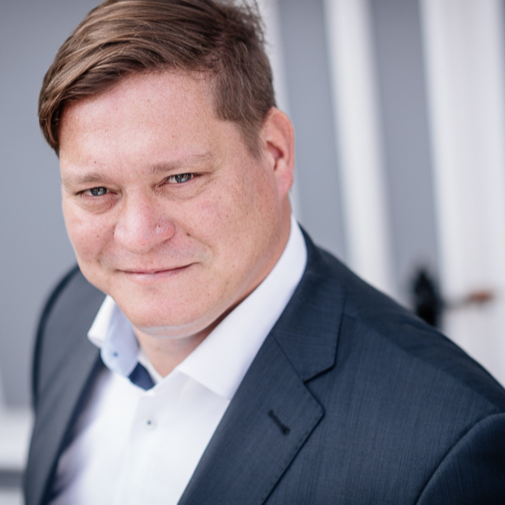 Martin Paris's Instagram, Twitter & Facebook on IDCrawl