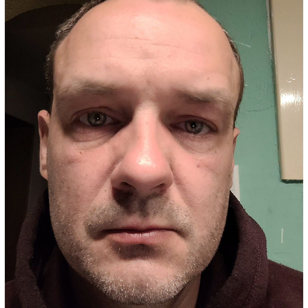 Timo Gehring - Straßenbauer/ lkw fahrer/baggerfahrer - Xyz | XING