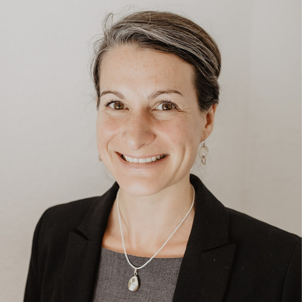 Elisabeth Kruse - Customer Service - Winch Industry GmbH - Vickywood | XING