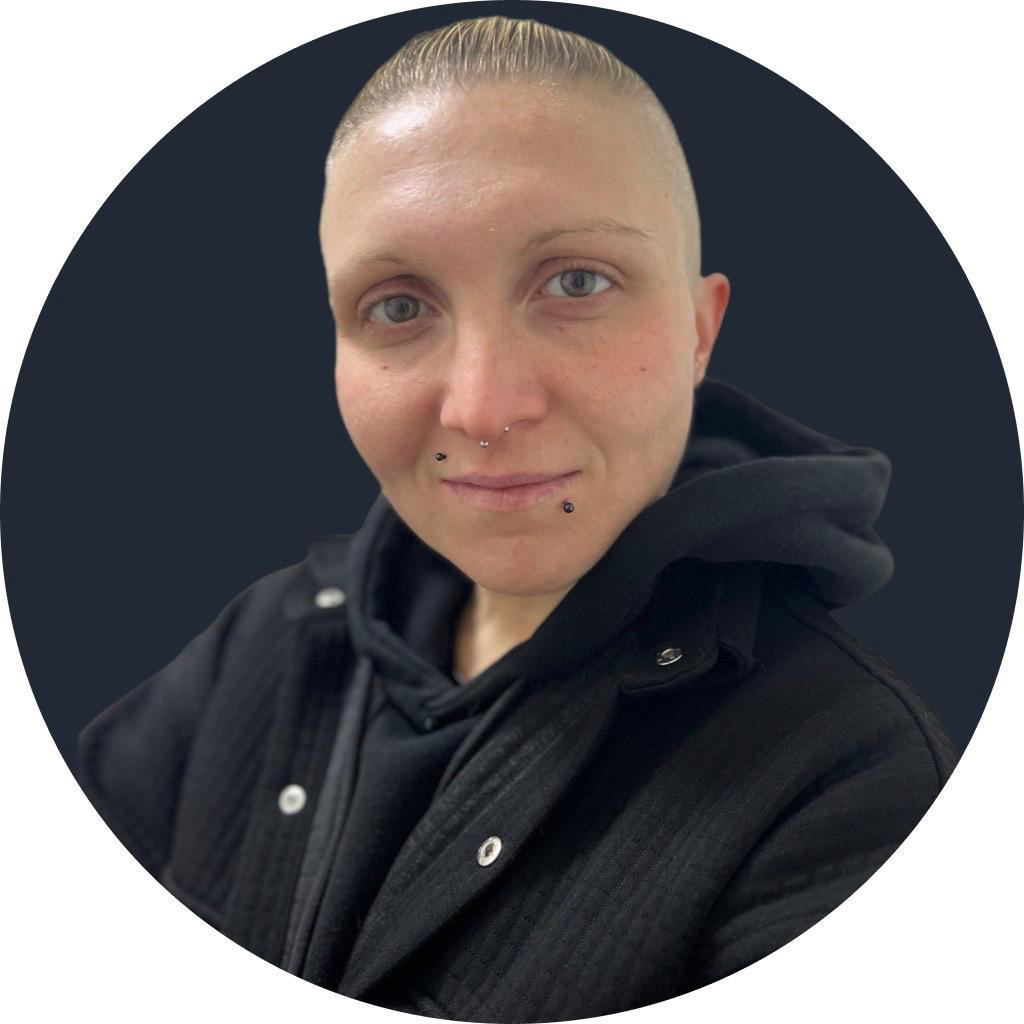 Annamaria Schmidt - Formenbauerin,CNC CAD-CAM - Walther Wolf GmbH | XING