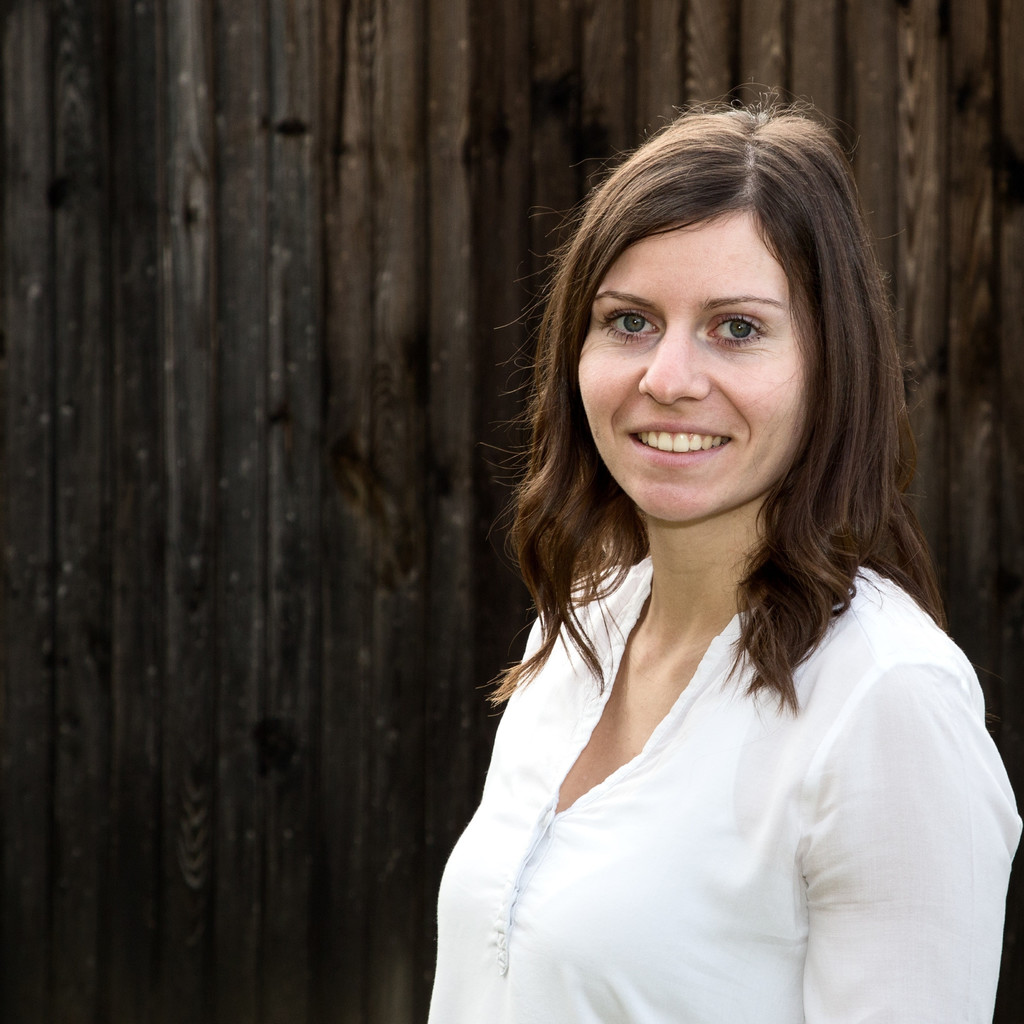 Sandra Derler - Leitung Finanzen und Controlling - Axtesys GmbH | XING