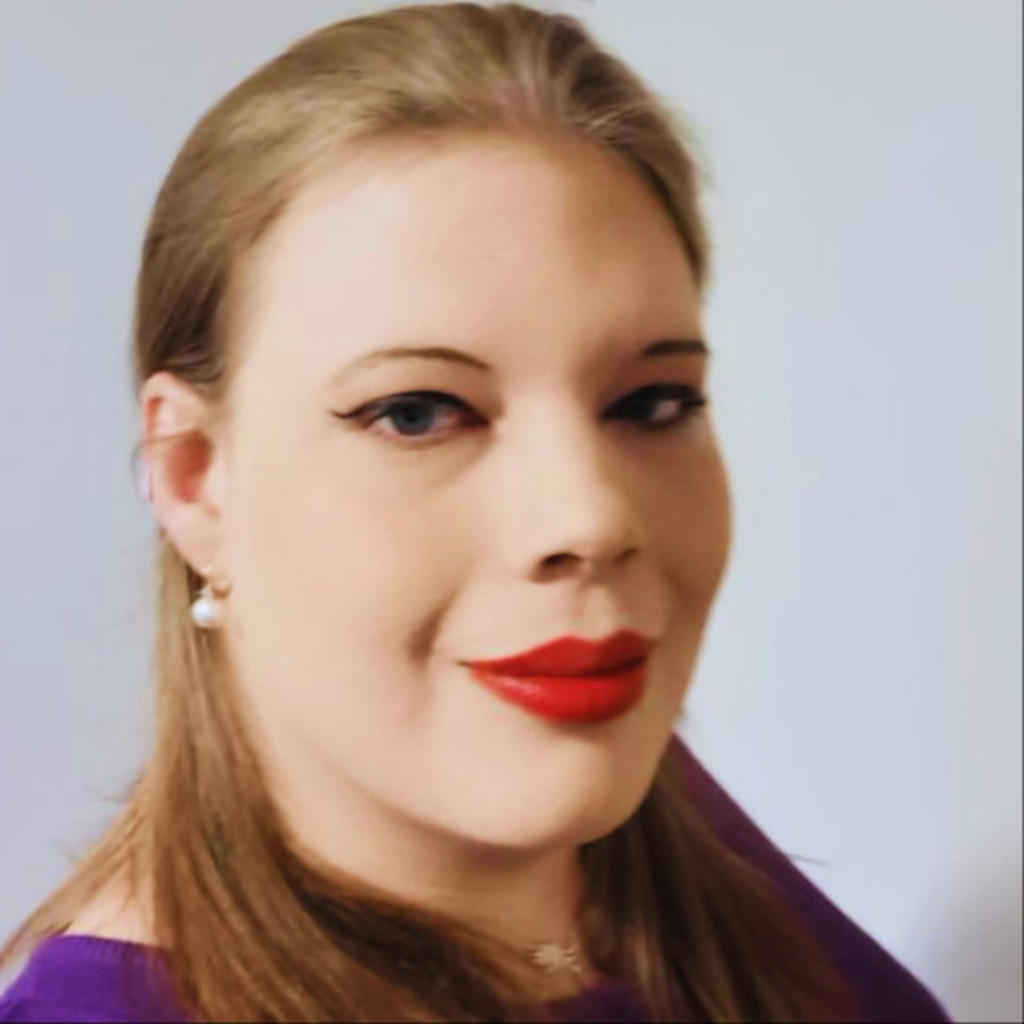 Stefanie Ella Sakura Kilzer - Second Level Support, IT Devices , Device ...