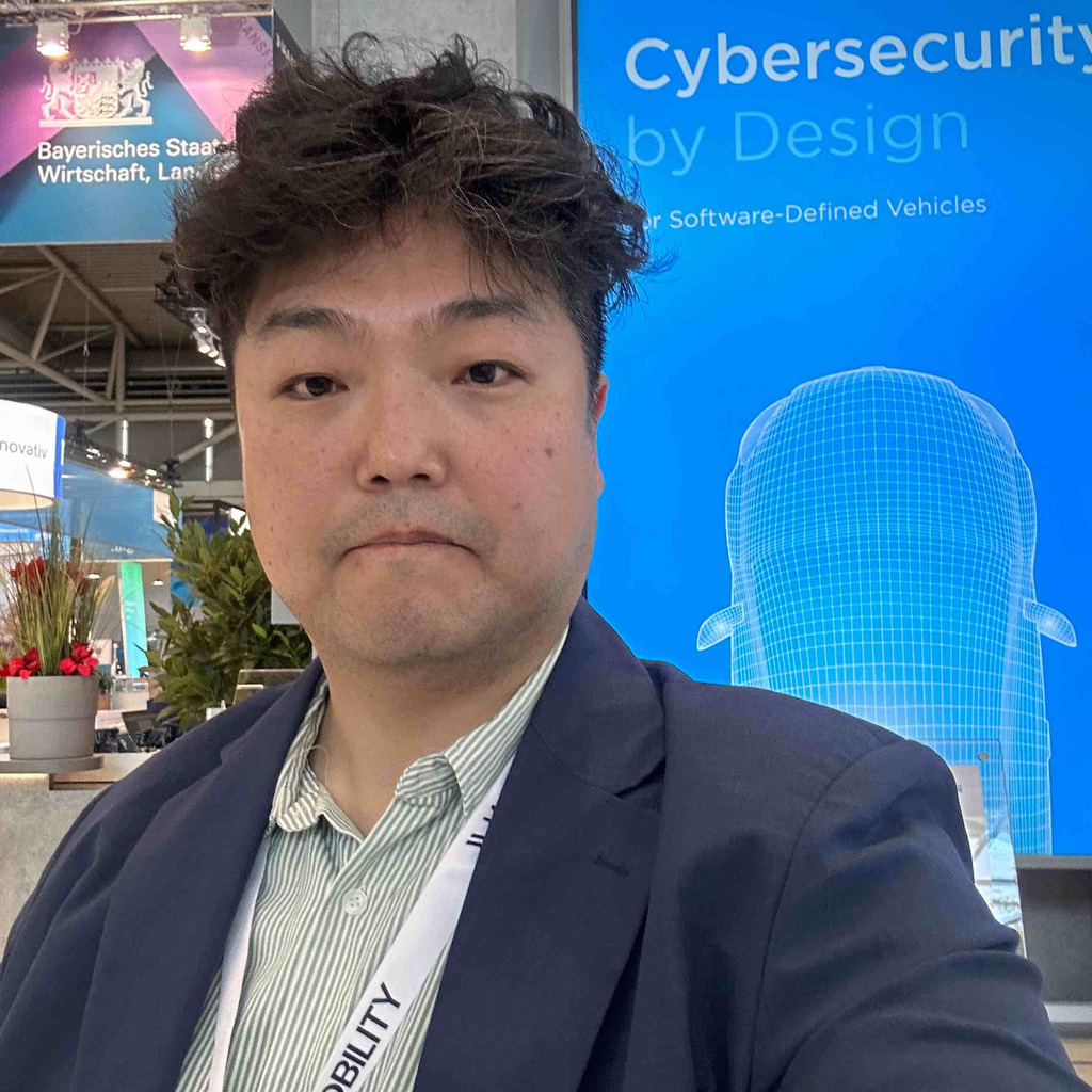 Sejong Kim's Instagram, Twitter & Facebook on IDCrawl