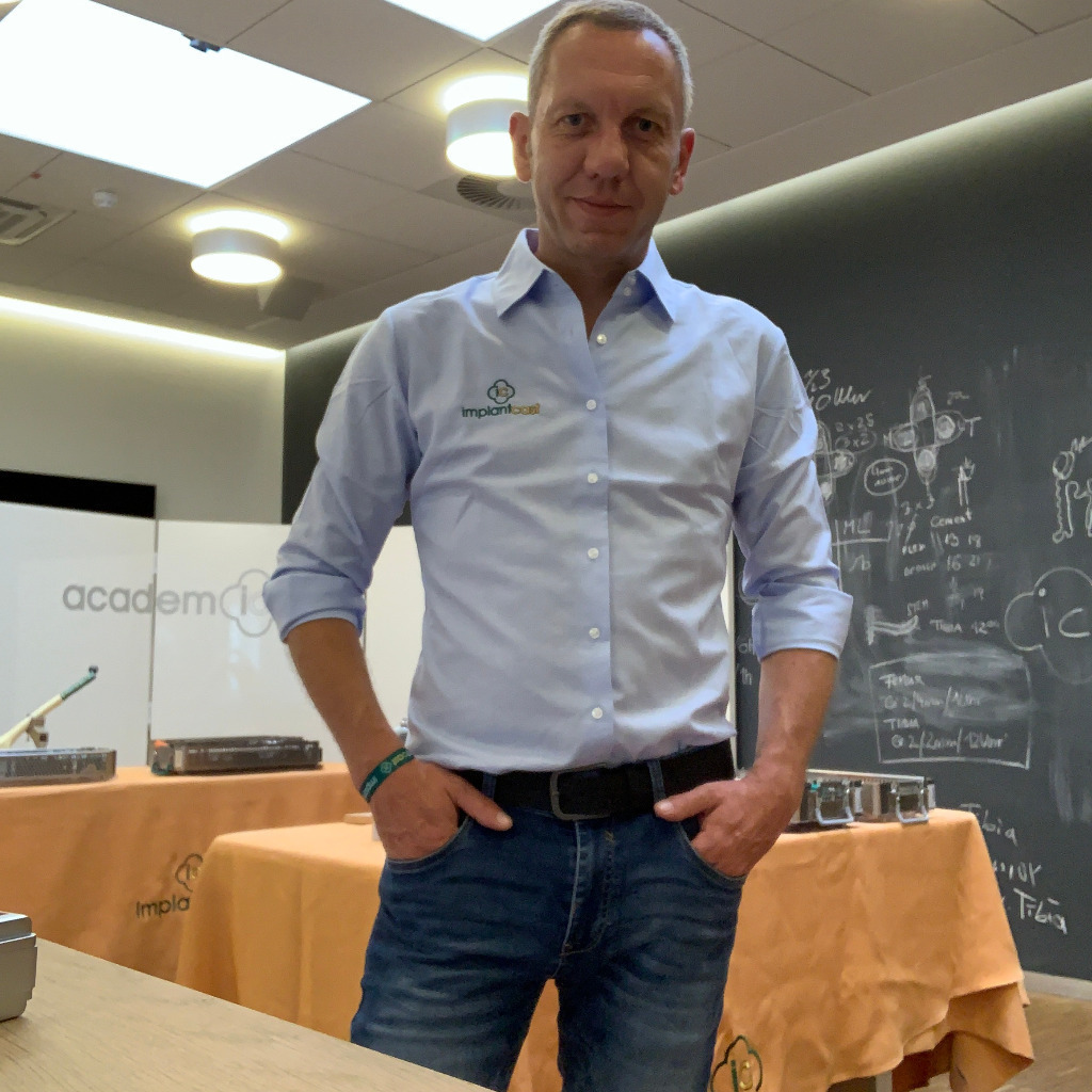 Axel Klein - Training and Education Coordinator - implantcast GmbH | XING