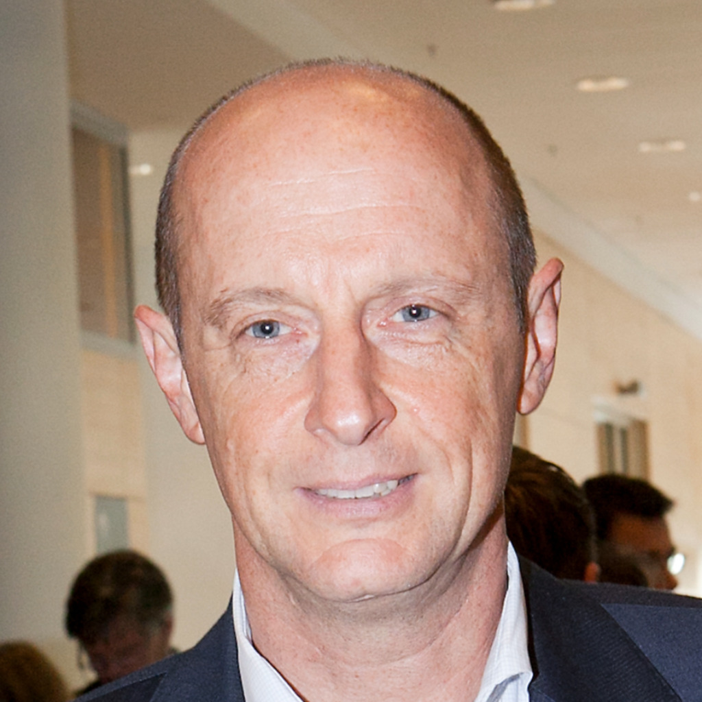 Robert Mair - Geschäftsführer - SCHUL-UNIVERSUM | XING