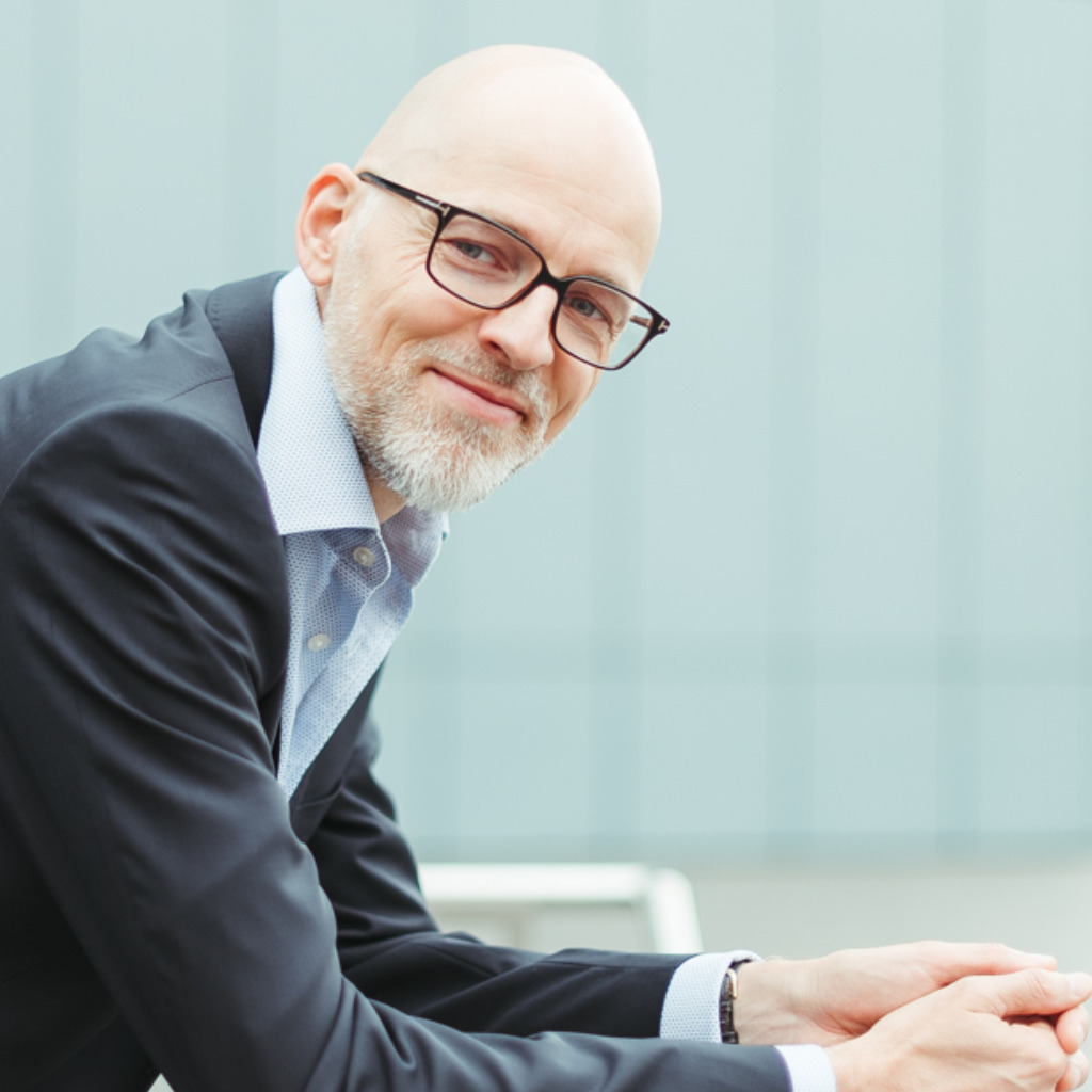 Dr. Tom Rohde - Principal Consultant Strategy, Change & Communication ...