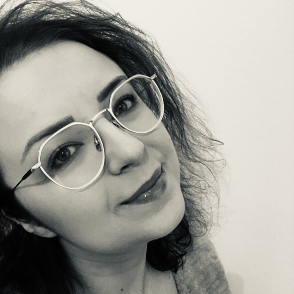 Sarah Toth's Instagram, Twitter & Facebook on IDCrawl