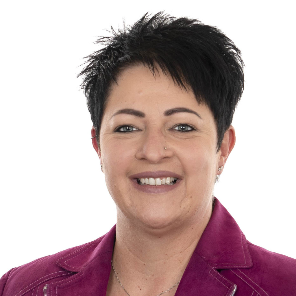 Alexandra Neuhaus - Trade & Export Finance Specialist - UBS AG | XING