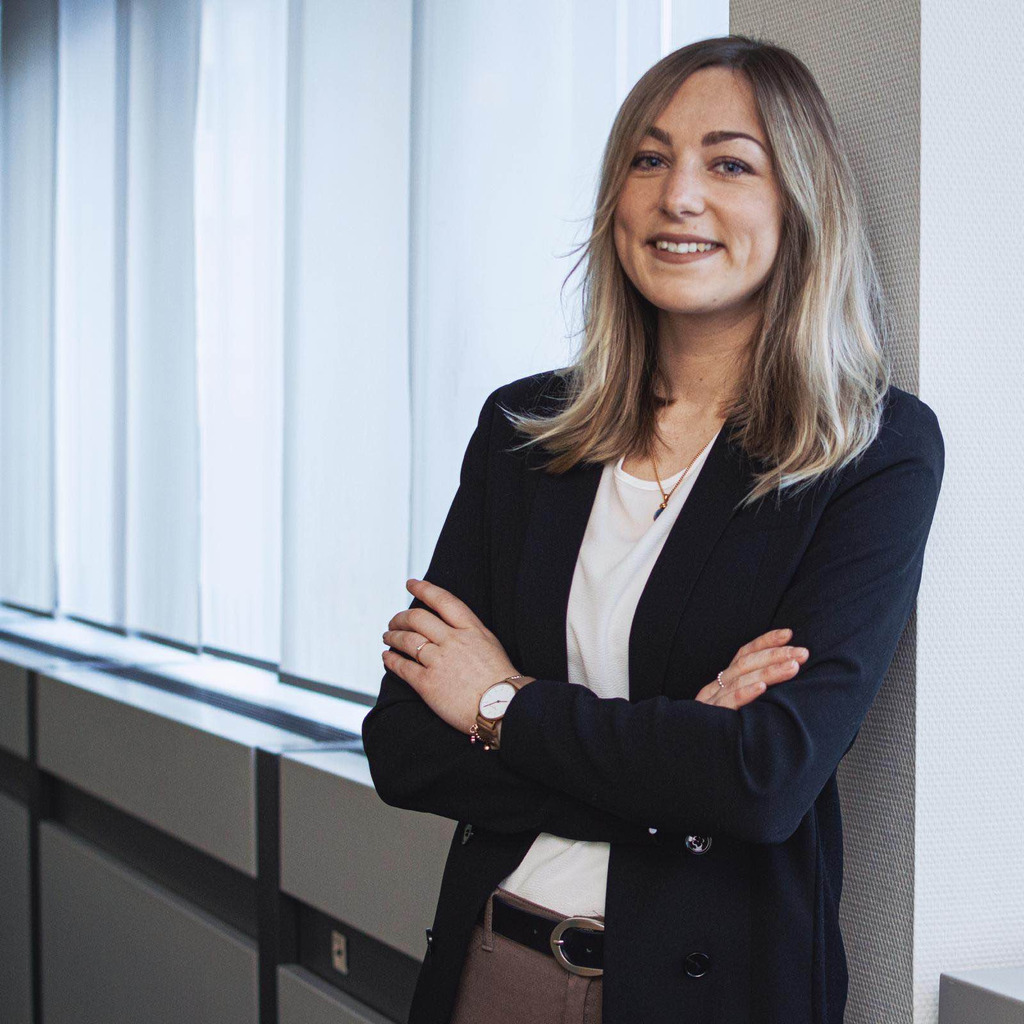 Caroline Nickels: Ausbildung und Berufserfahrung | XING