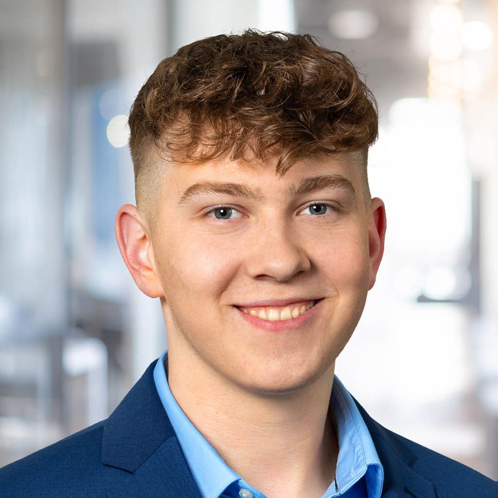 Joshua Promnitz - Associate Recruitment Consultant | IT - Peak One GmbH ... Joshua Promnitz - Associate Recruitment Consultant | IT - Peak One GmbH ...