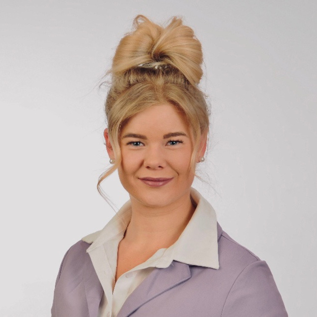 Carolin Born - Teamleiterin - cooper medical care GmbH | XING