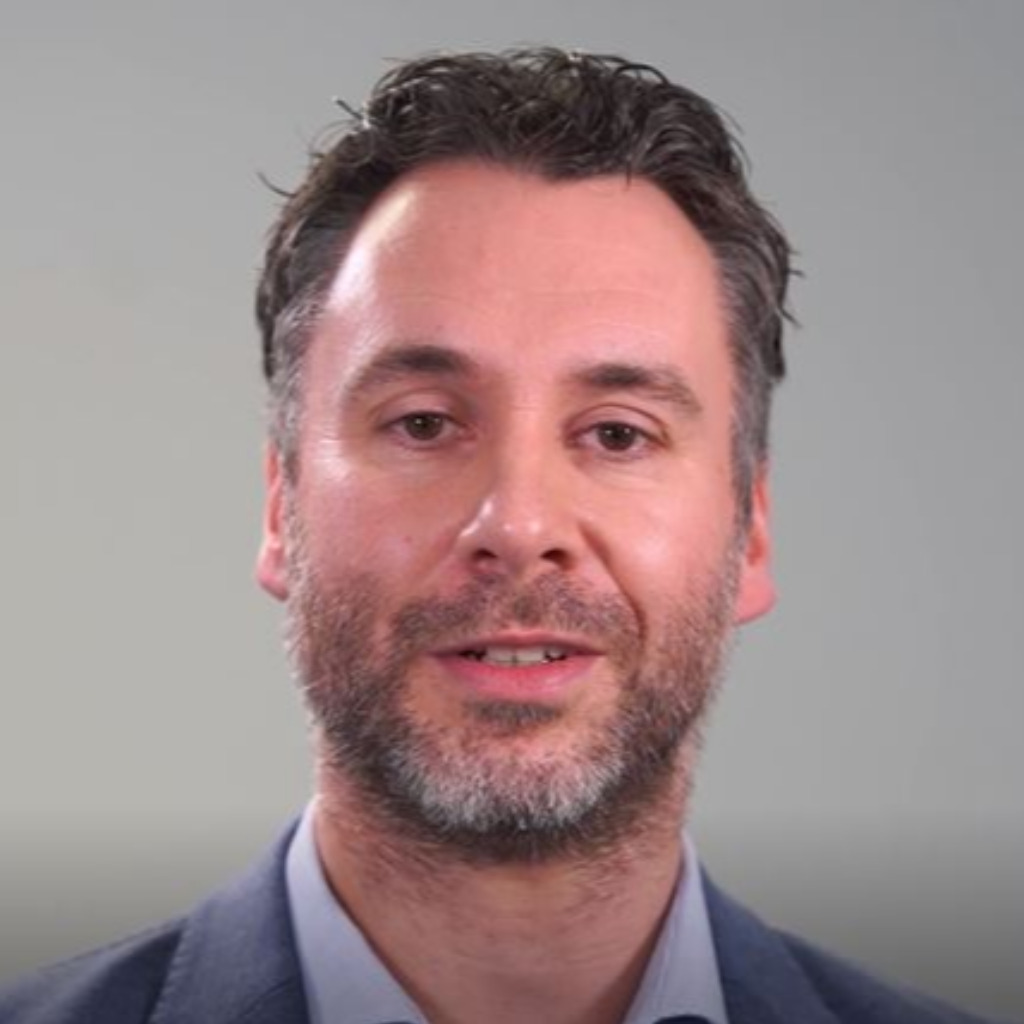 Robert Jasinski's Instagram, Twitter & Facebook on IDCrawl