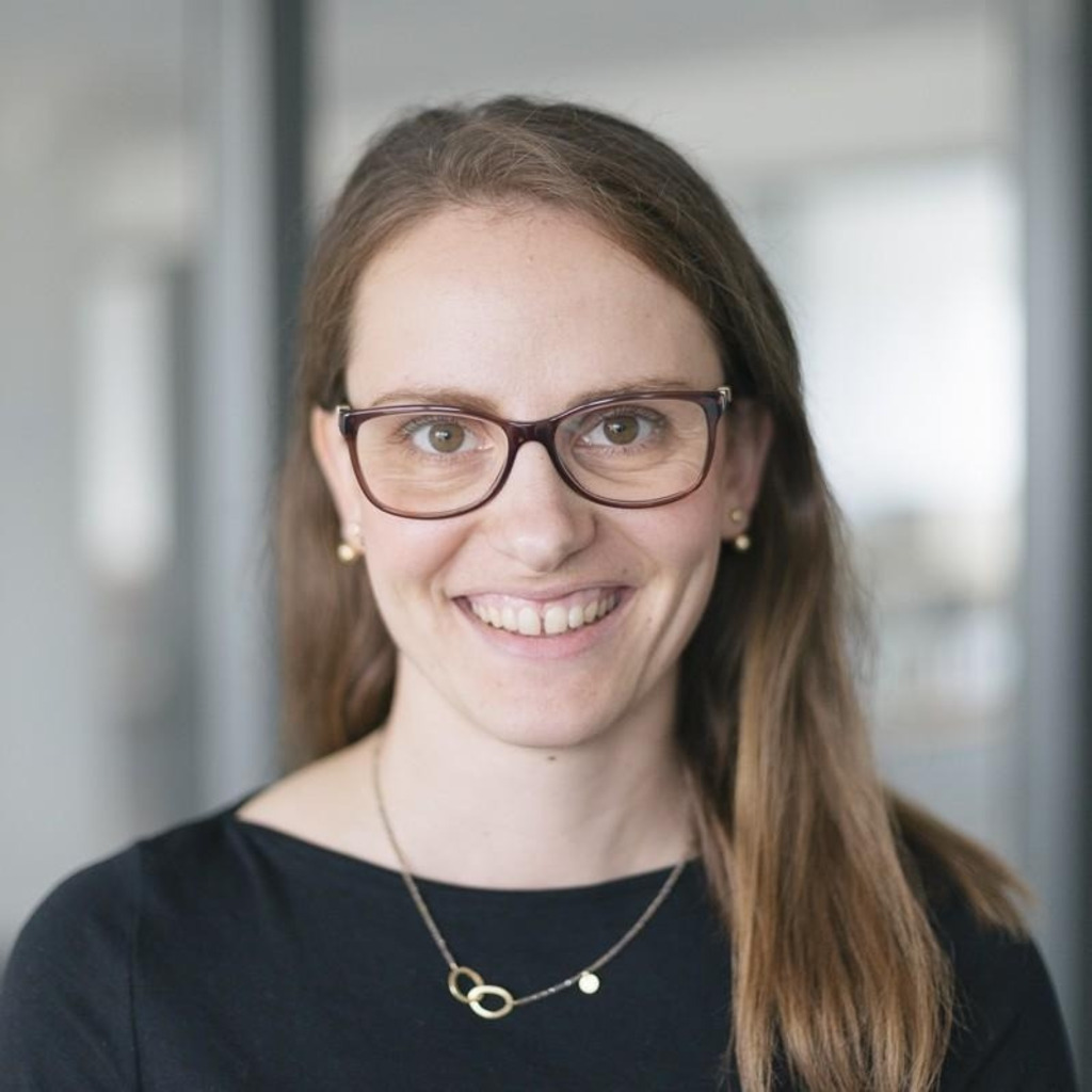Lilyana Geßner - BIM Managerin - .bieker AG | XING