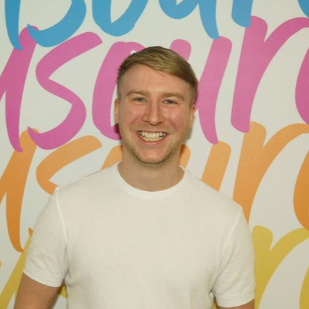 Sam Langley - Recruitment Consultant - Amsource Technology | XING