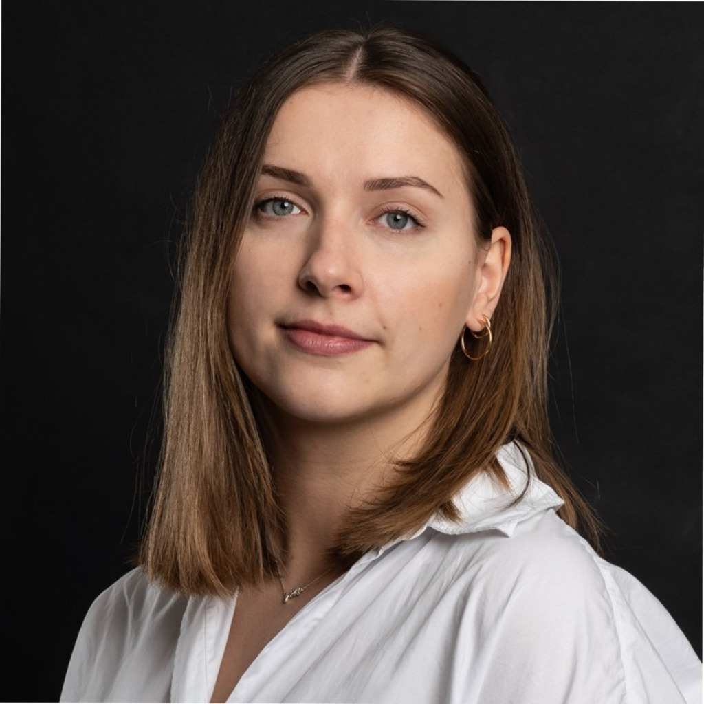 Lea Buchsteiner - Projektmanagerin Weiterbildung - WZLforum an der RWTH ...