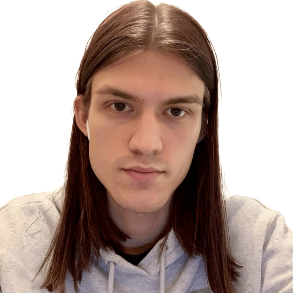 Mischa Alexeev - Data Analyst - Ozon | XING