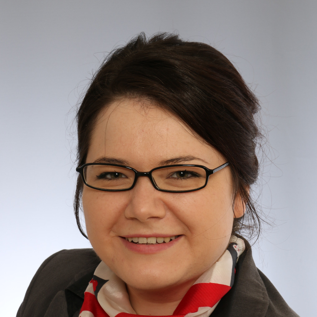 Alexandra Adam - Referentin Digitalisierung & Projekte IT ...