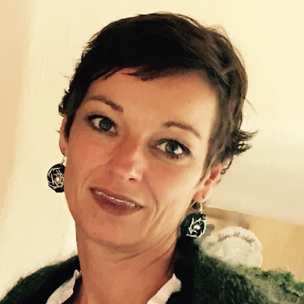 Ingrid Strobl - Geschäftsführerin - Burgfräulein | XING