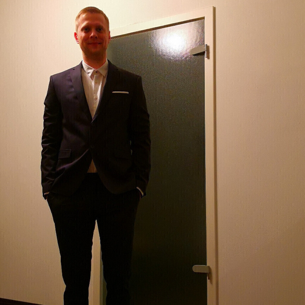 Peter Jama - Filialleiter - Deichmann SE | XING