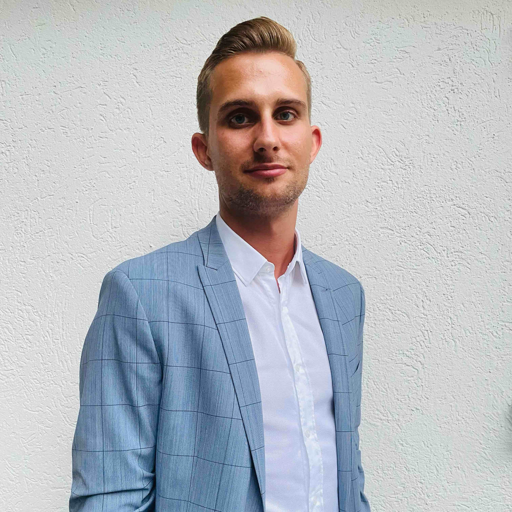 Sebastian van Ryn - Senior Consultant - Unique Professionals | XING