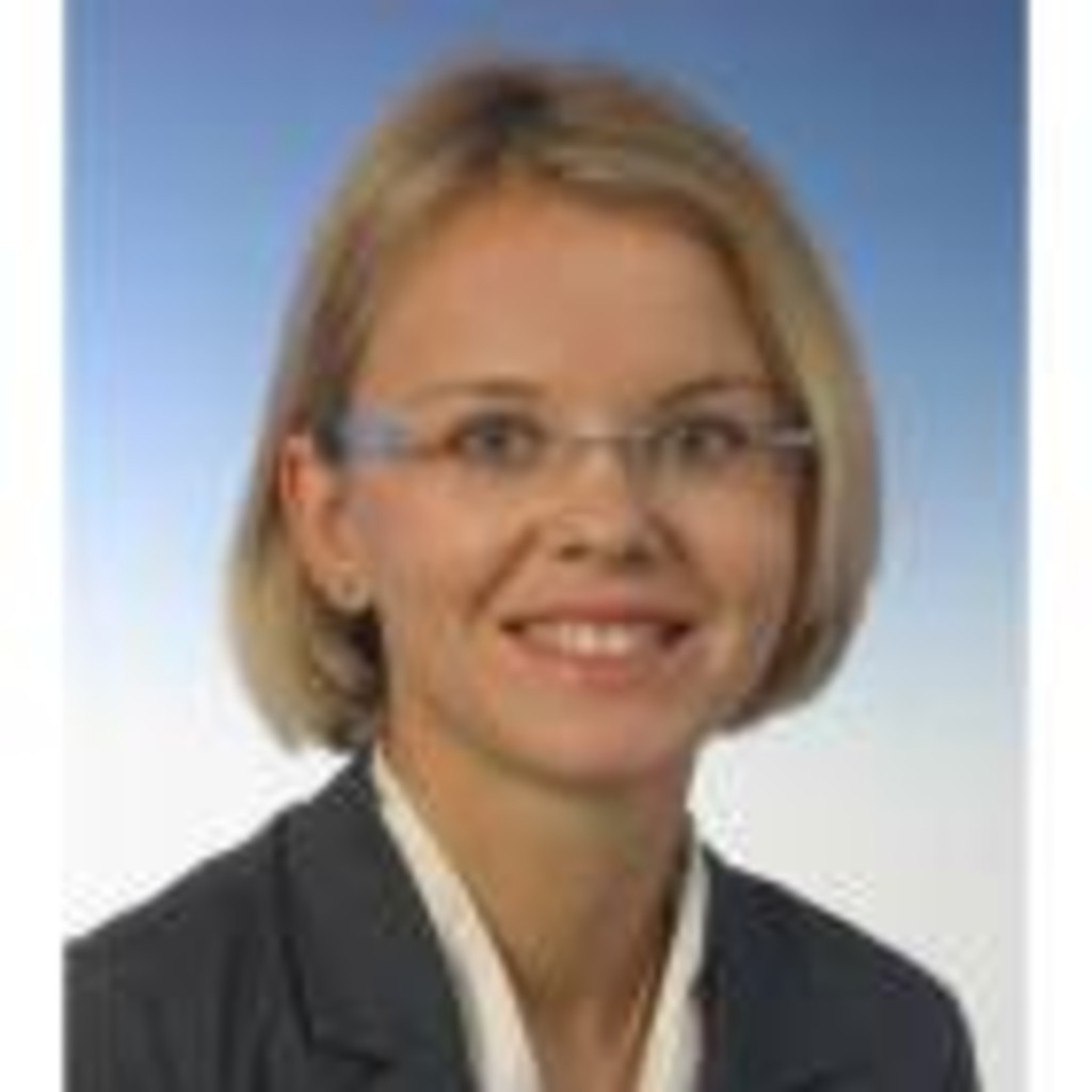 Susanne Weise - Projekttechnikerin Konfigurationsmanagement - EDAG ...