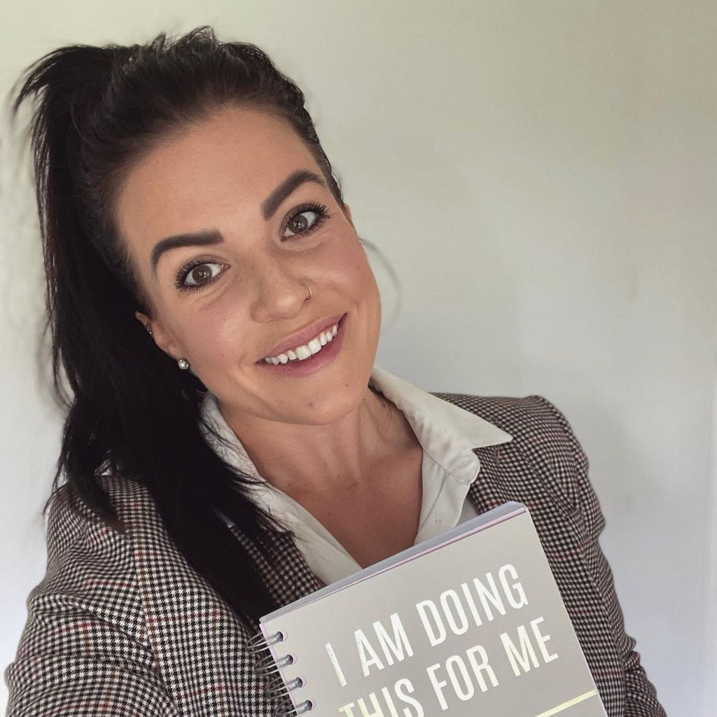 Emily Taylor - Senior Programmer Analyst - Alcon | XING