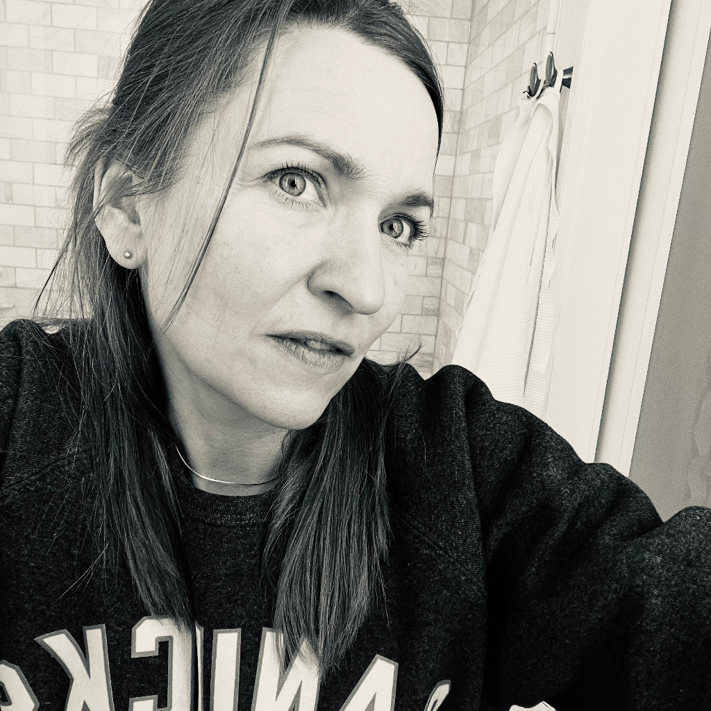 Sandra Gent's Instagram, Twitter & Facebook on IDCrawl