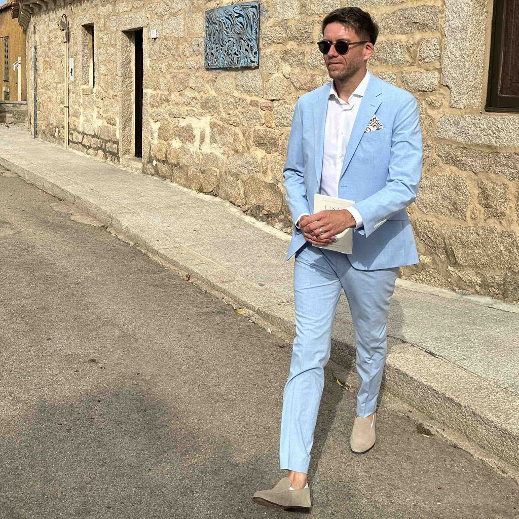 Arnold Schuster - Bezirksleiter - Debeka V.v.a.G. | XING