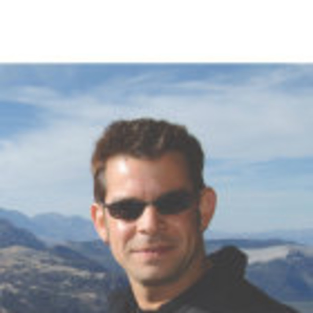 Tom Roderick - Editor - Tom Roderick | XING