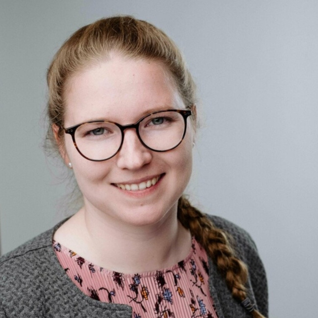 Lisa Schulz - CRM & E-Mail Marketing Managerin - Parfümerie Schuback ...