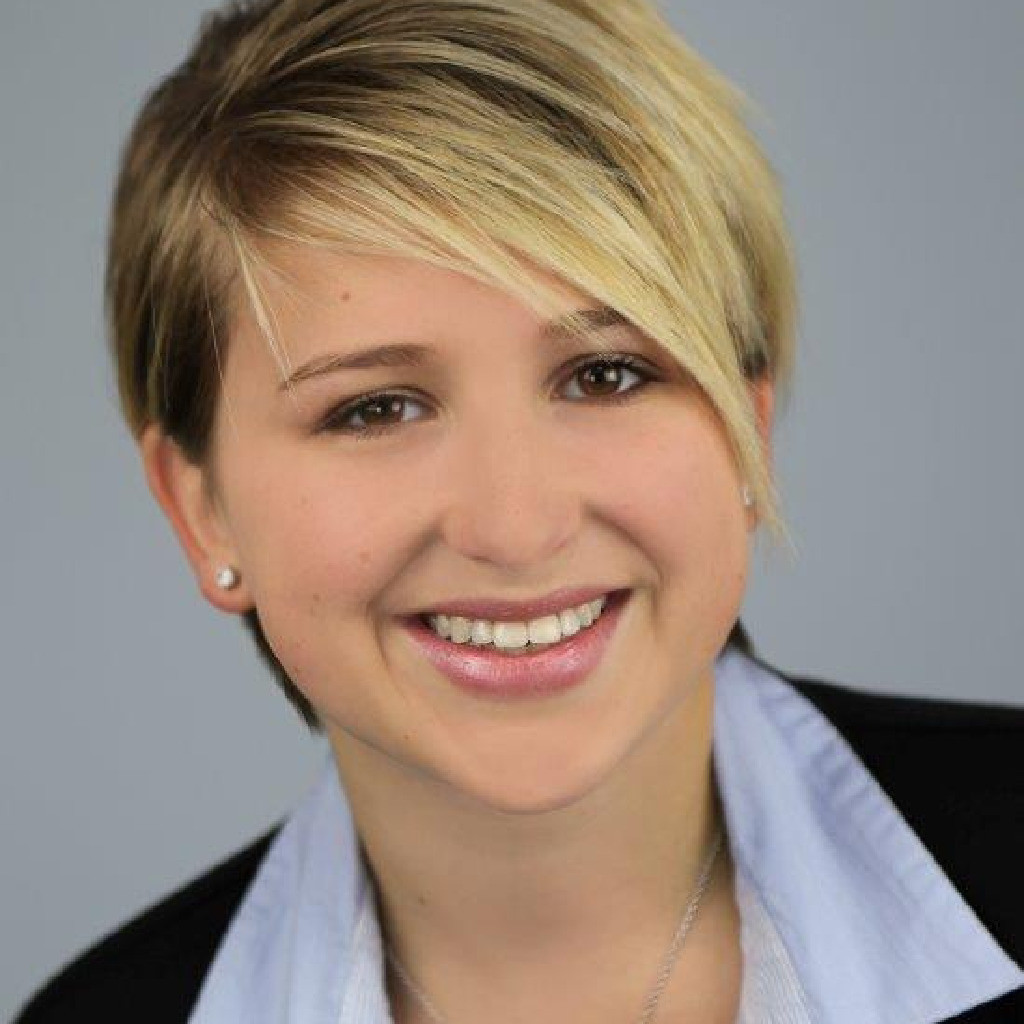 Stefanie Fuchs - Leiterin Marketing und Verkauf - Urnäscher ...